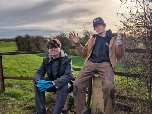 The impact of straight rivers - a work experience report. - DCRT